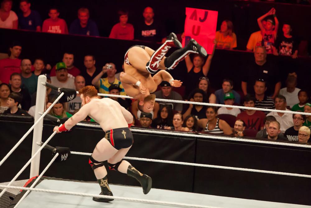 U.S. Bank Arena - Mon 7-30-12 - WWE Raw Supershow U.S. Bank Arena - Mon 7-30-12 - WWE Raw Supershow
